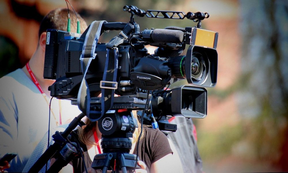 Sarah Bossard: Die Powerfrau hinter den Kulissen